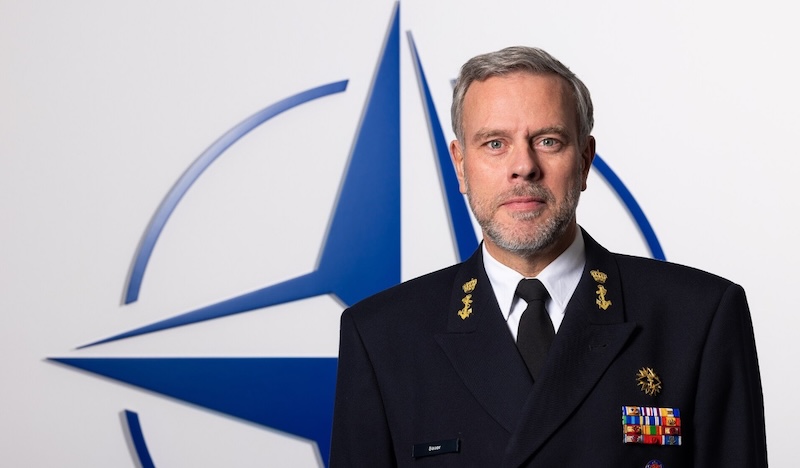 Hoe NAVO-salonstrateeg Rob Bauer ons klaarstoomt voor oorlog